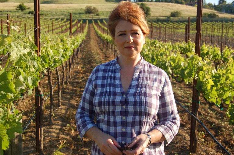 Biography - Alison Burns